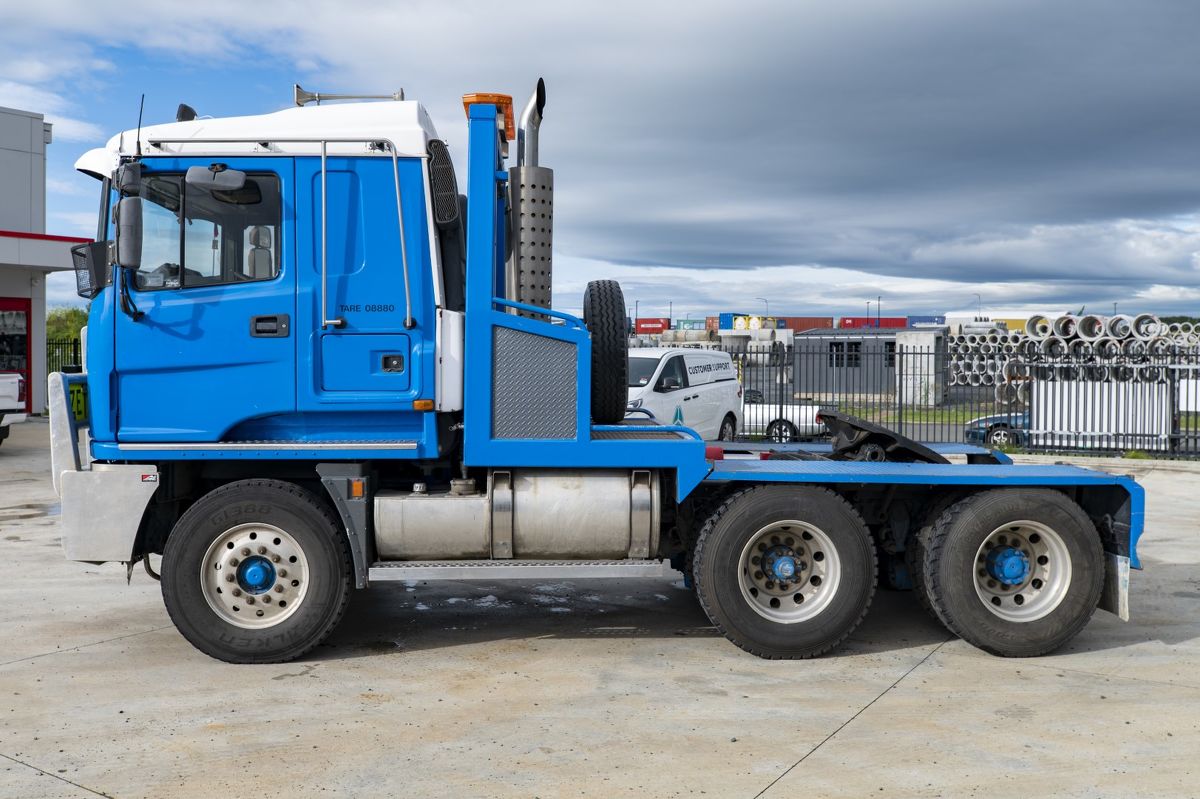 Western Star 7564F Push Pull Tractor Unit | Product | ETL Hire